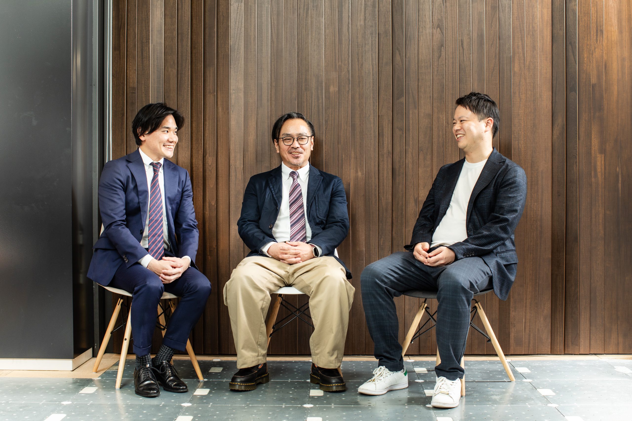 デジタルツインで切り拓く製造・物流DXの未来。DNPとiPXが資本業務提携で目指す新たなマーケットの形とは？ | DNP INNOVATION PORT-大日本印刷株式会社